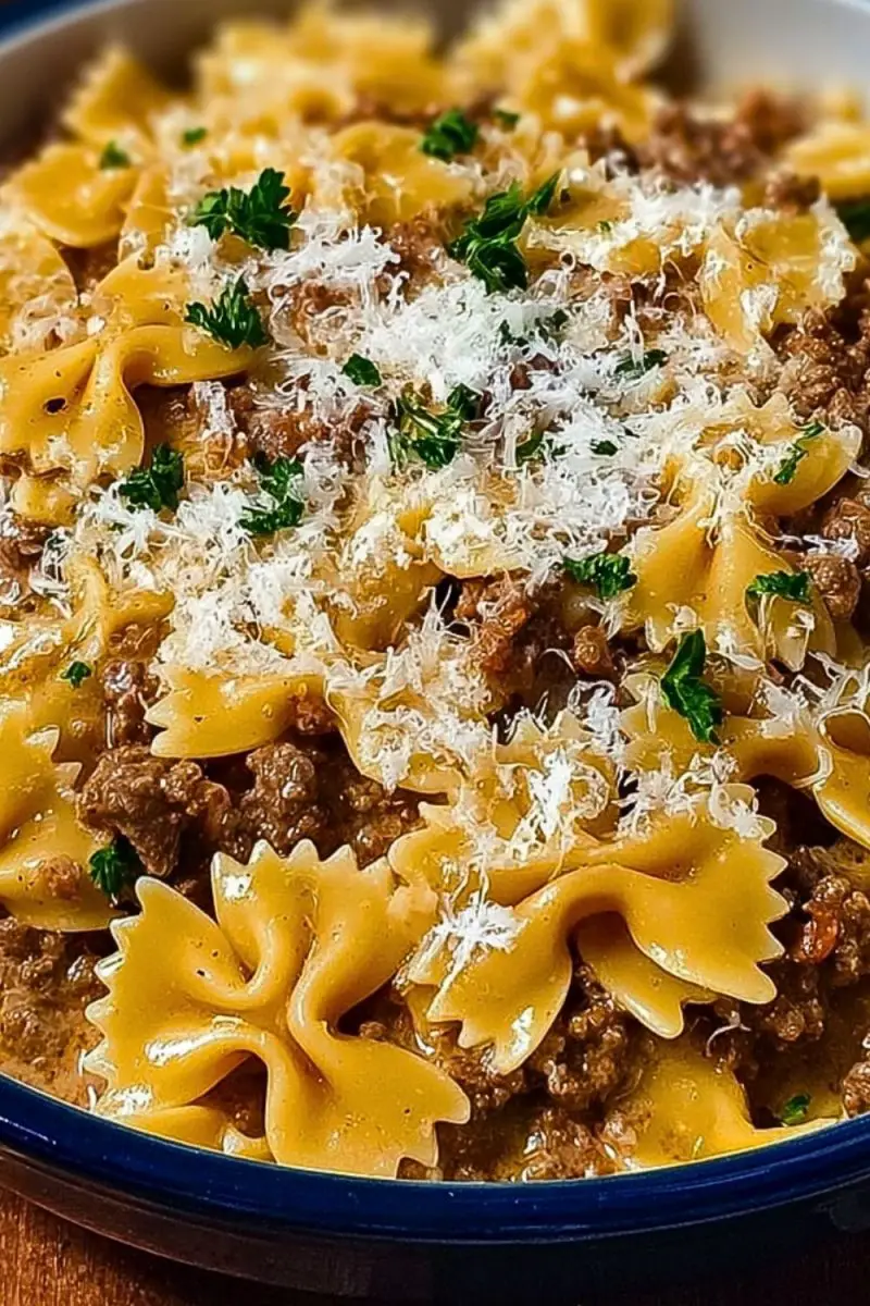 Indulgent Garlic Parmesan Bowtie Pasta with Creamy Beef - Sally Meals